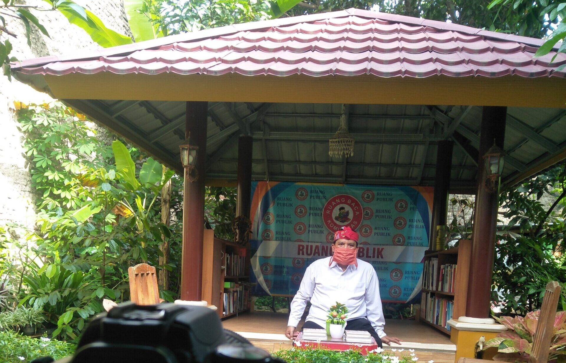 BERANDA - Ruang Baca Komunitas